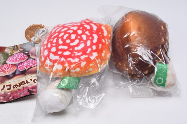 Nature Techni Color MONO Mushroom Plush Toy [Assorted 2 type set (1.Fl – toysantajp