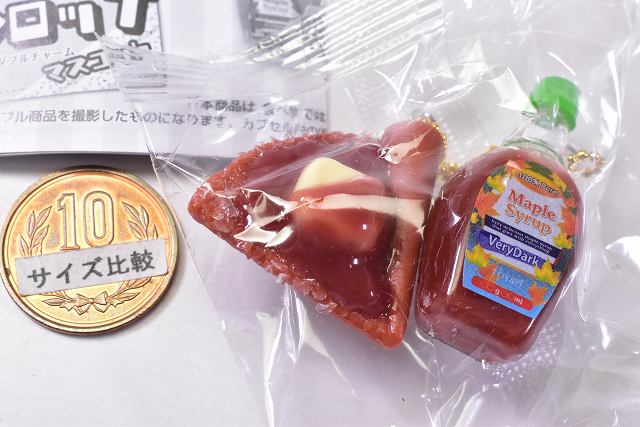 Super real! Maple syrup double charm mascot [5.Berry dark & crepe ...