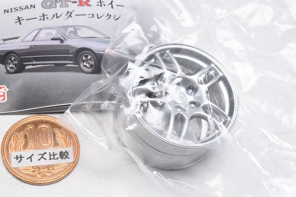 NISSAN GT-R Wheel Keychain collection [2.BCNR33] – toysantajp