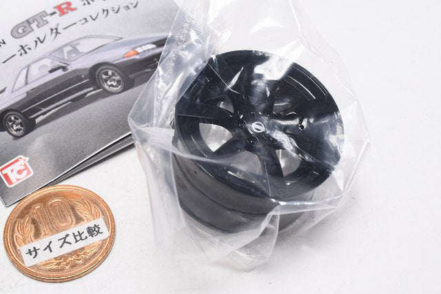 NISSAN GT-R Wheel Keychain collection [4.R35] – toysantajp