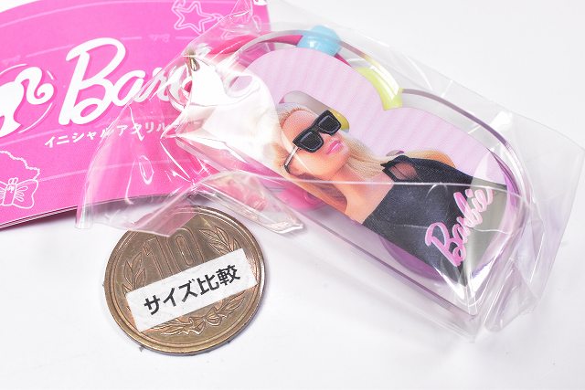 Barbie Initial acrylic key chain [2.B] – toysantajp